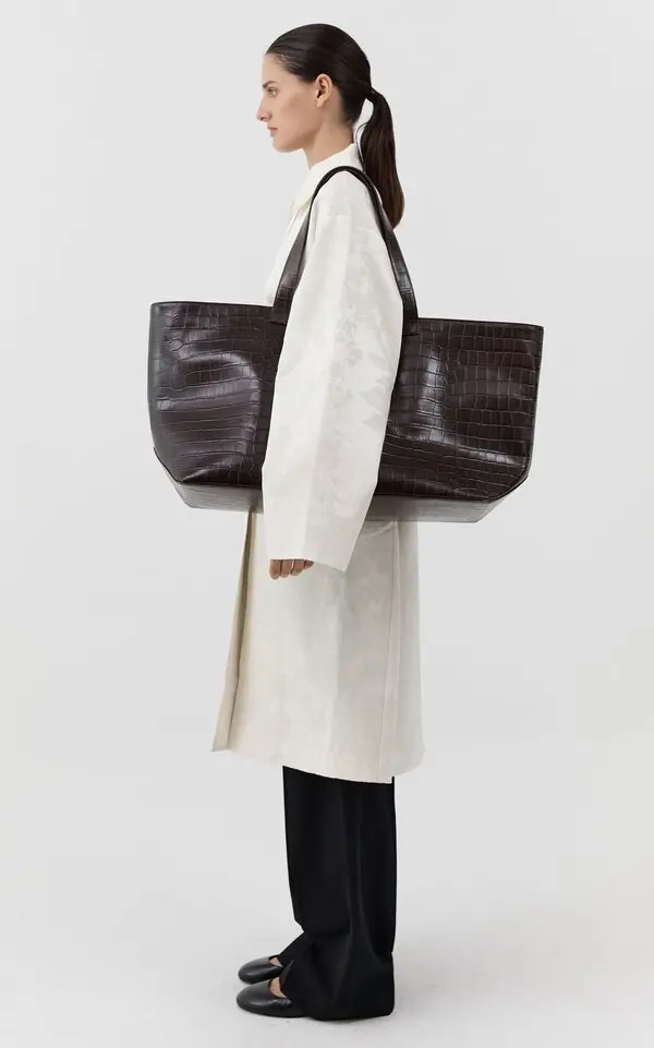 ST. AGNI Oversized Carryall Tote