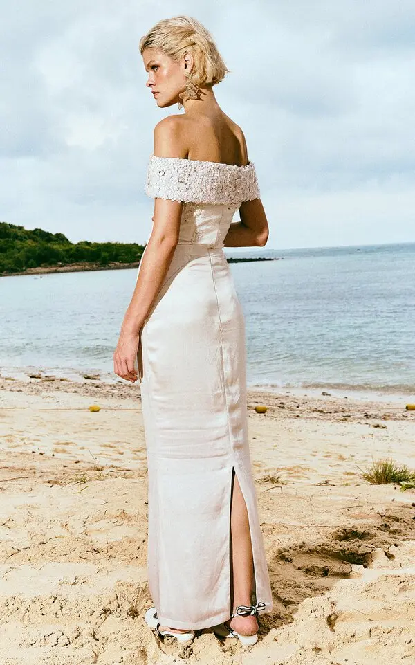 LA FUORI Allure Embellished Gown