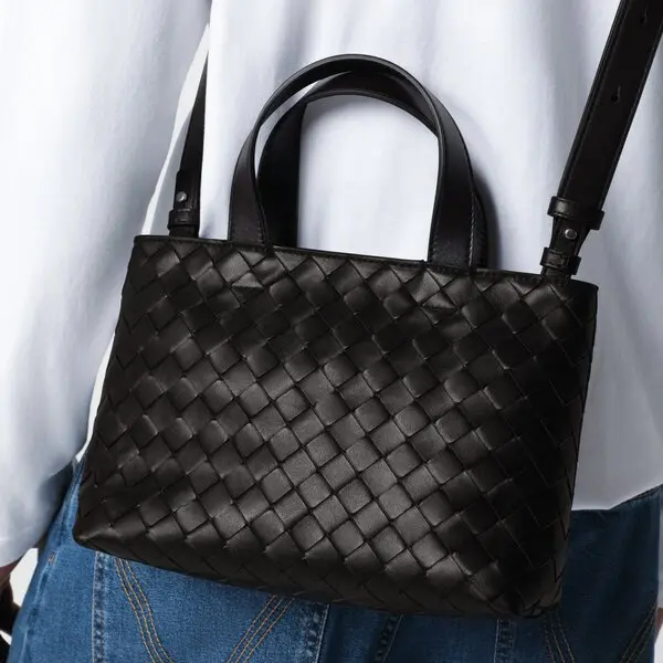 Bottega Veneta Fondant Intrecciato Mini Tote Bag - Brown
