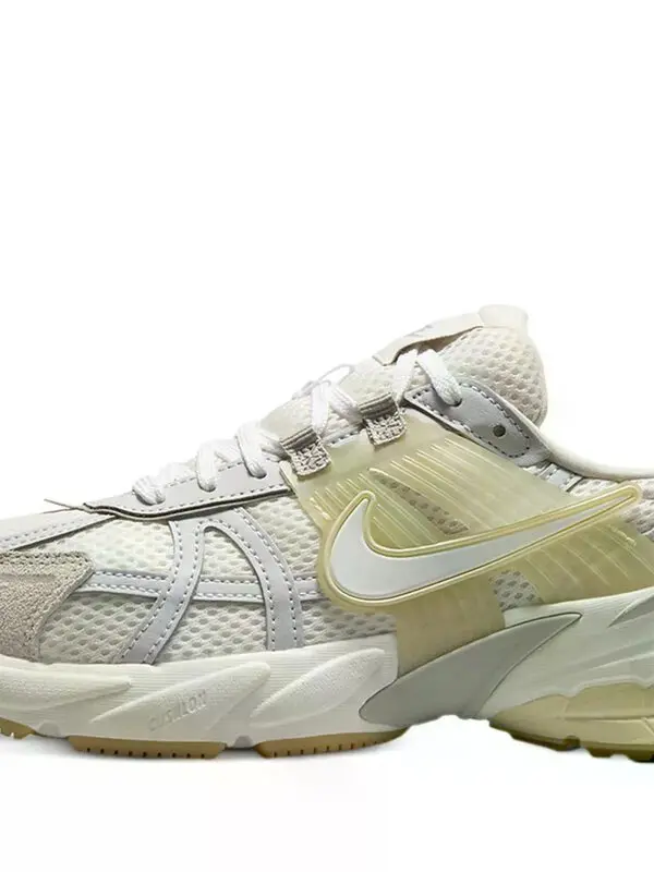 Nike V2k Run Sneakers