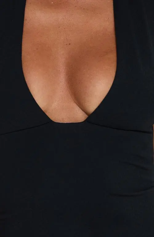 Princess Polly Halter Neck Tank Top