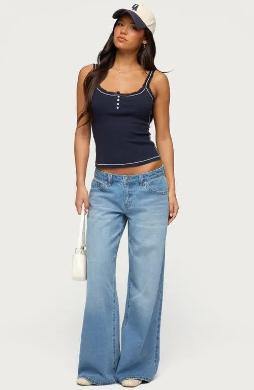 EDIKTED Raiyne Low Rise Wide Leg Jeans
