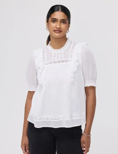 FINERY LONDON Jolin Puff Sleeve Cotton Top With Lace And Frill Neck - White