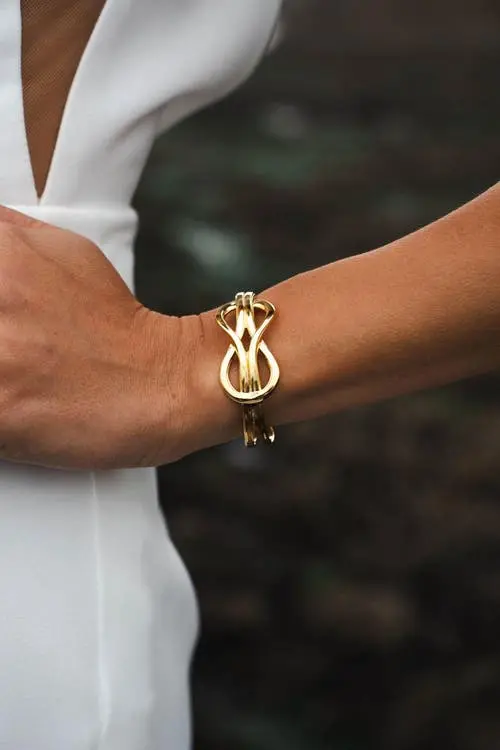 ASTOR & ORION Hecate's Knot Cuff