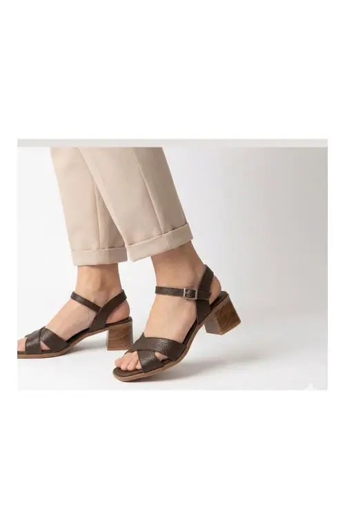 MENINA STEP Celia Heeled Sandal