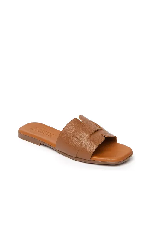 MENINA STEP Lucila Flat Sandal - Tan