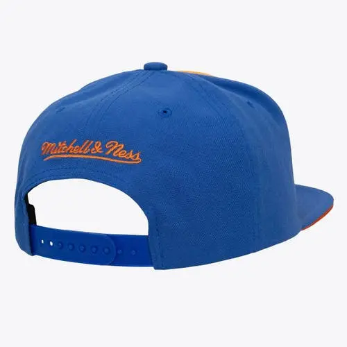 Mitchell & Ness Blue New York Knicks Color Pop Snapback Hat