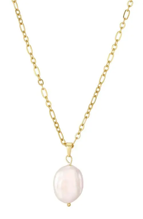 ST. MORAN Freshwater Pearl Pendant Necklace - Gold/white