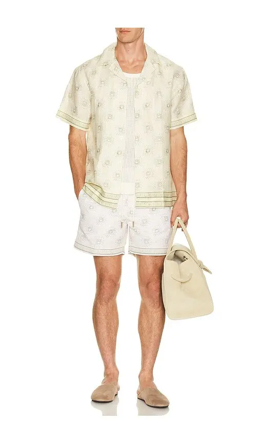 CHE Telha Printed Shirt In . Also - Cream
