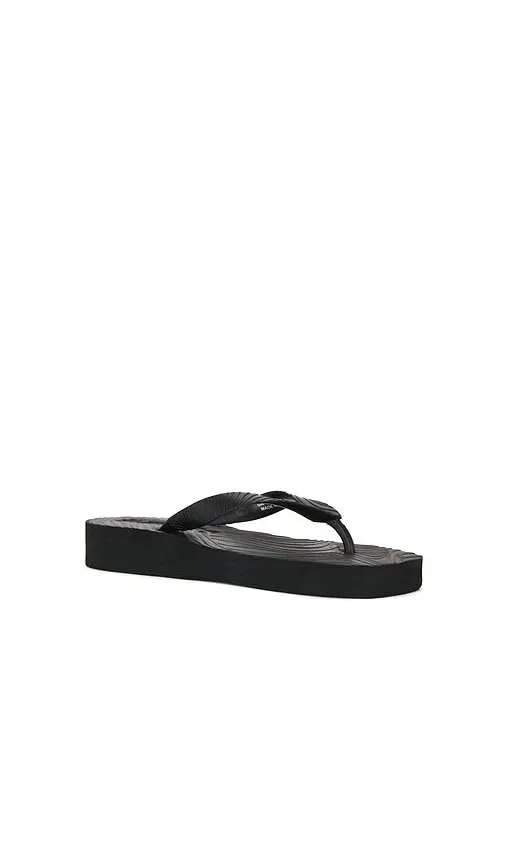 VELOUR Tapered Platform Flip Flop - Black
