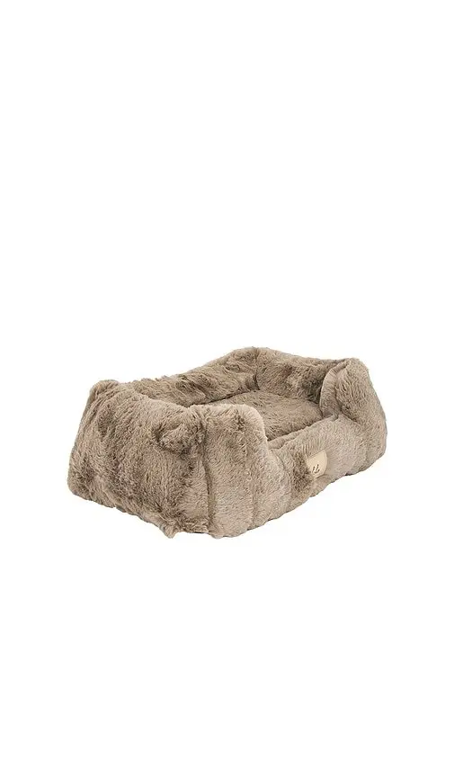 LOLA BLANKETS The Medium/large Pet Bed