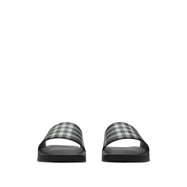 Burberry Flip-flops & Slides