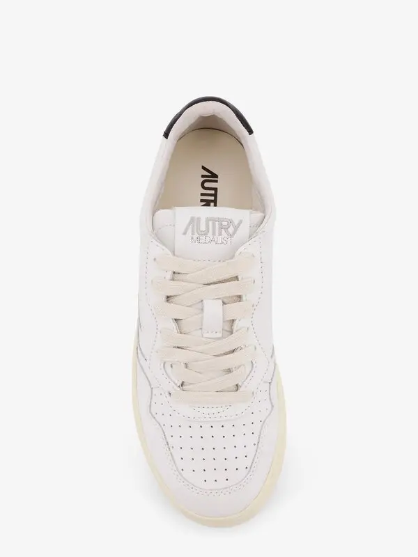 AUTRY Medalist Leather Sneakers