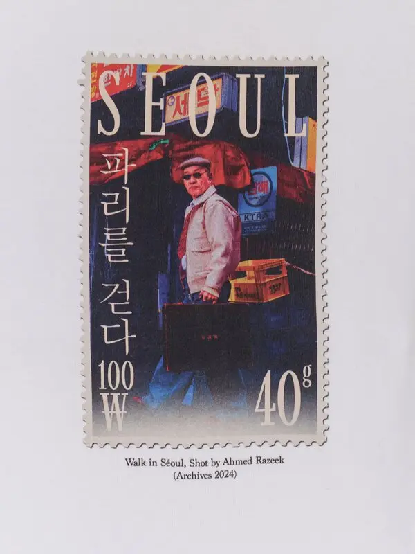 WALK IN PARIS Cotton Tshirt With Walk In Seoul Print On The Front