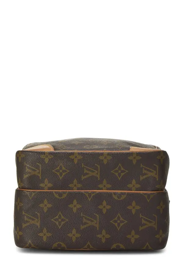 LOUIS VUITTON Monogram Canvas Amazone