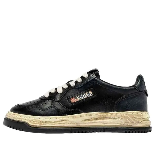 AUTRY Maison Mihara Yasuhiro X General Scale Medalist Low Supervintage Sneakers - Black
