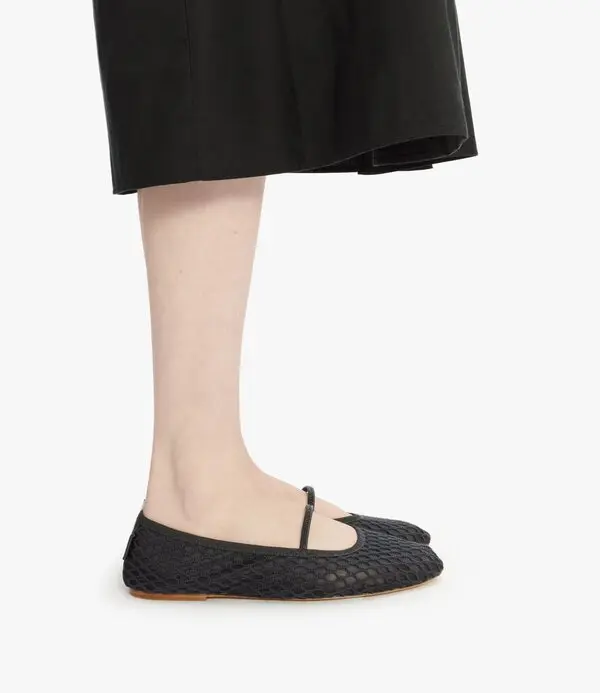 A.p.c. Swan Ballet Flats