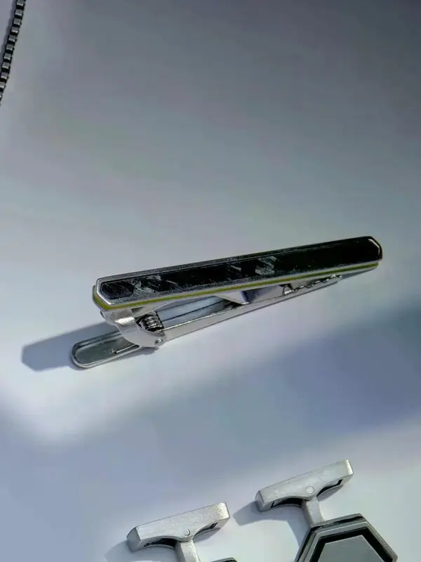Tateossian Carbon-fibre Tie Clip