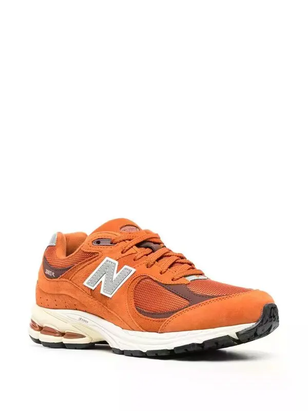 NEW BALANCE 2002r Low-top Sneakers