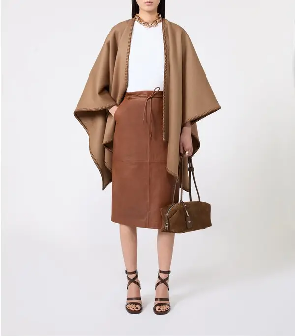 Max Mara Virgin Wool Logo Cape With Belt - Beige