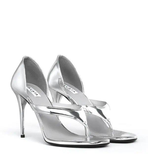 Alaïa Laminated Leather Infradito Sandals 90