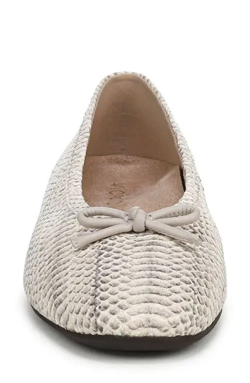 Vionic Larissa Ballet Flat