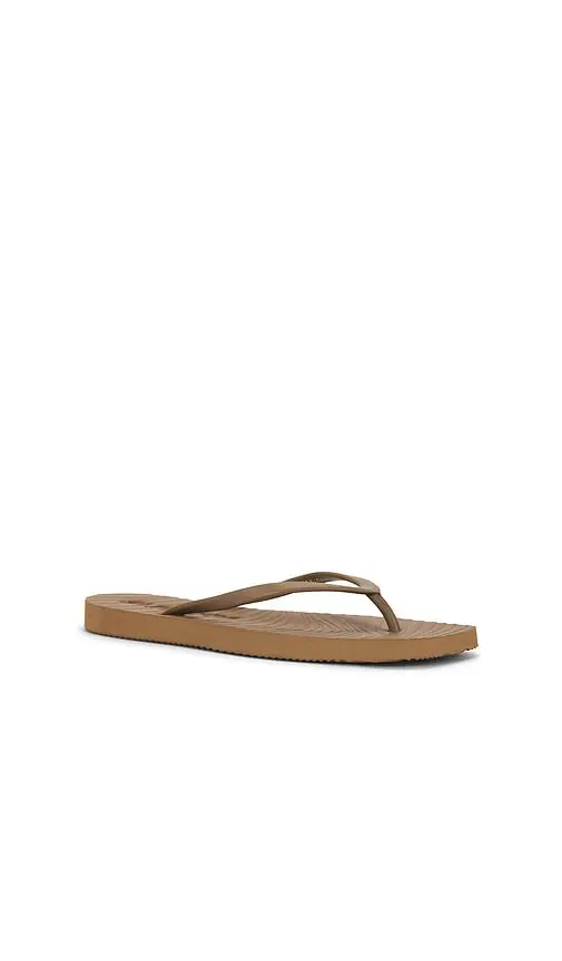 VELOUR Tapered Flip Flop