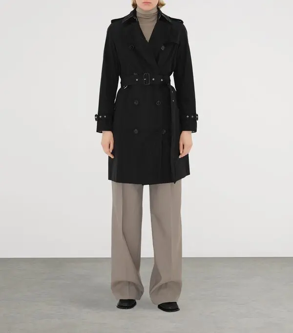 Burberry Lightweight Kensington Trench Coat