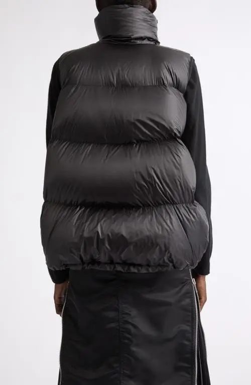 Sacai Asymmetrical Down Puffer Vest - Black