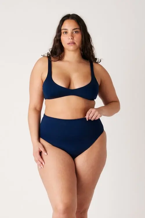 LONDRE BODYWEAR The Plunge Scoop Top By - Soft Navy