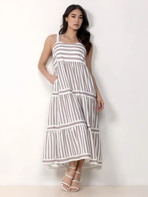 SINGLE STITCH Striped Tiered Maxi Dress