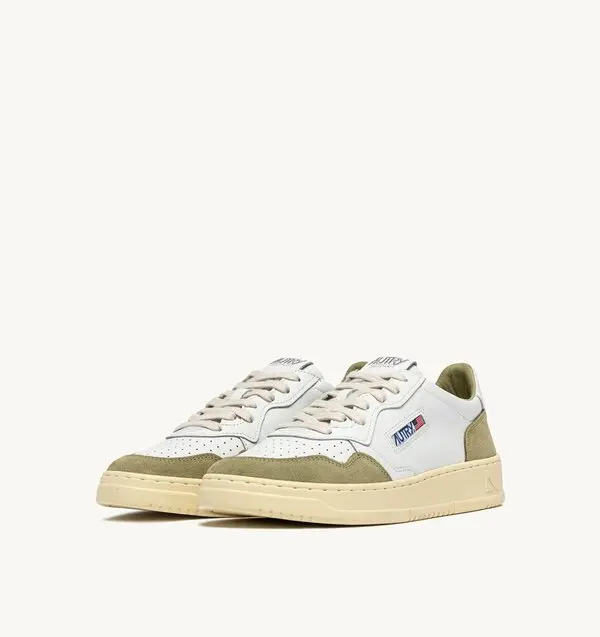 AUTRY Medalist Panelled Leather Sneakers