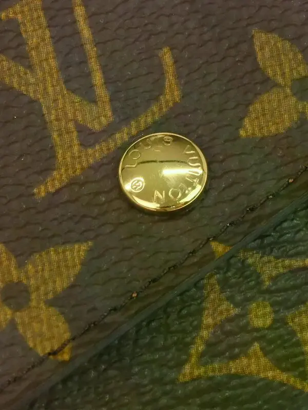 LOUIS VUITTON 2005 Monogram Porte Monnaie Plat Coin Case
