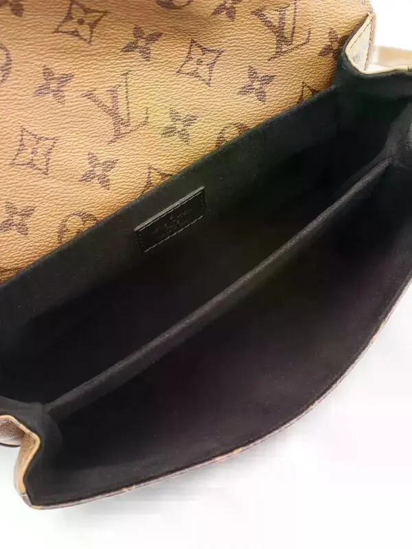 LOUIS VUITTON Pochette Métis Mm Handbag - Neutrals