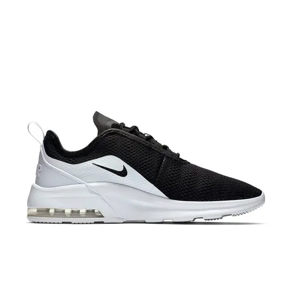 Nike Max Motion 2 Low Top Sneakers - Black