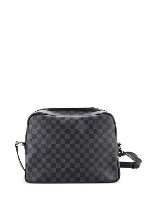 LOUIS VUITTON Damier Graphite Leo Messenger Bag