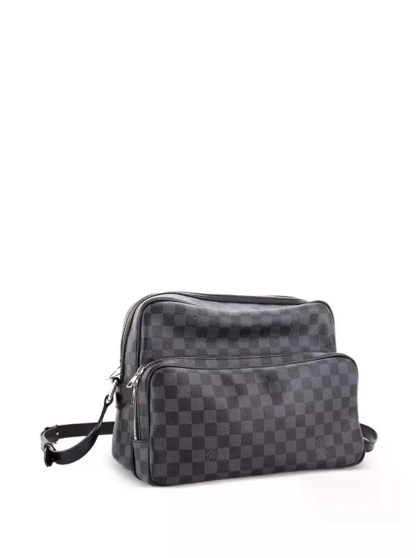LOUIS VUITTON Damier Graphite Leo Messenger Bag