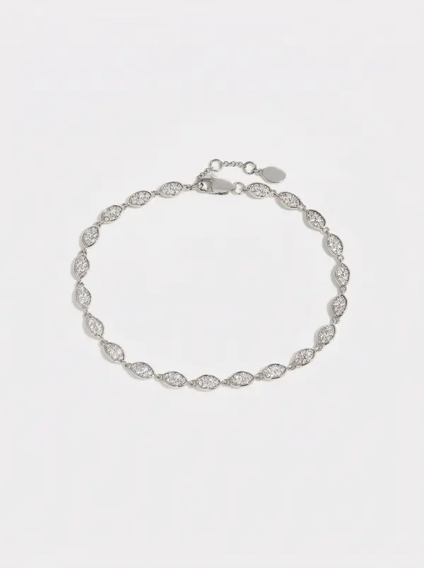 BY PARIAH Cluster Diamond Bracelet