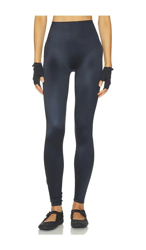 NIKESKIMS Shine Bonded Waist 29 Inch Leggings In Black - Obsidian