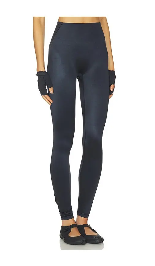 NIKESKIMS Shine Bonded Waist 29 Inch Leggings In Black