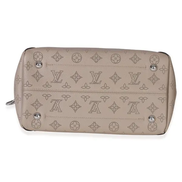 LOUIS VUITTON Galet Monogram Mahina Blossom Mm Tote