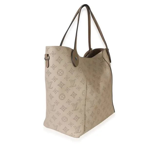 LOUIS VUITTON Galet Monogram Mahina Blossom Mm Tote