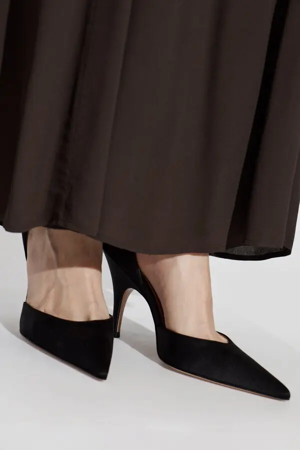GIANVITO ROSSI Pointed-toe High Heels