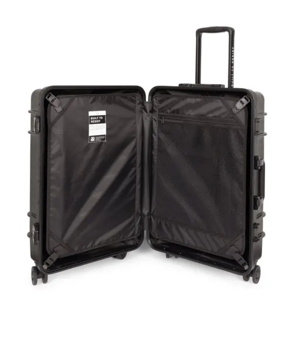 EASTPAK Resistr Medium Trolley Suitcase