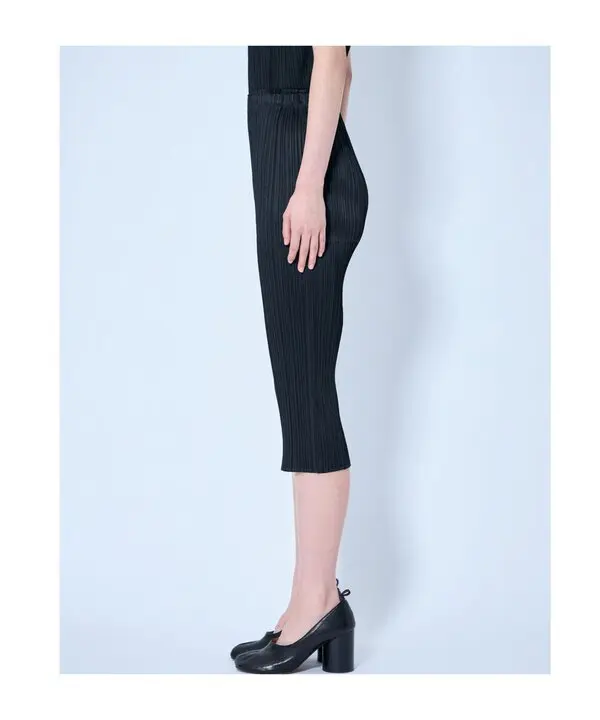 PLEATS PLEASE BY ISSEY MIYAKE Cropped Pleated Trousers