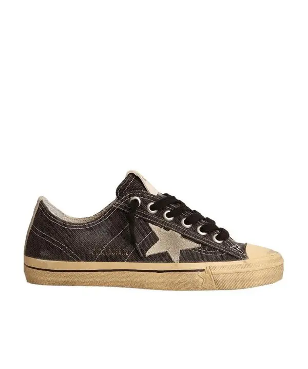GOLDEN GOOSE V-star Lace-up Sneakers - Black