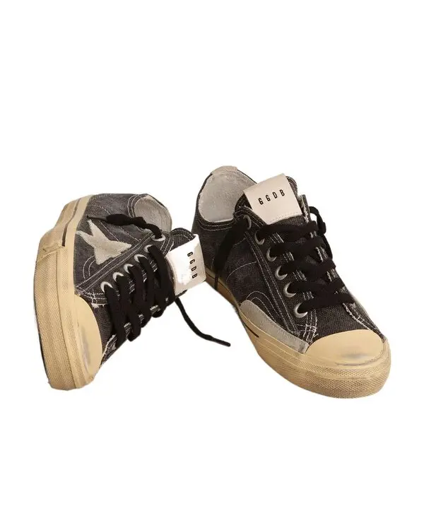 GOLDEN GOOSE V-star Lace-up Sneakers - Black