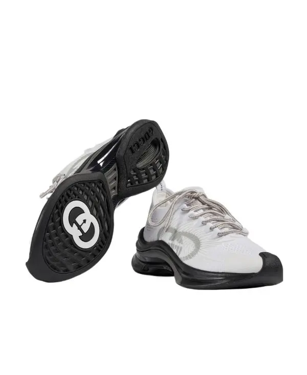 Gucci Low-top Sneakers With Rubber Double G Details - Black