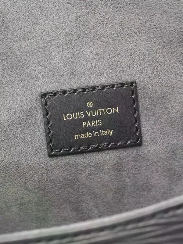 LOUIS VUITTON Epi Saumur Bb Satchel - Black