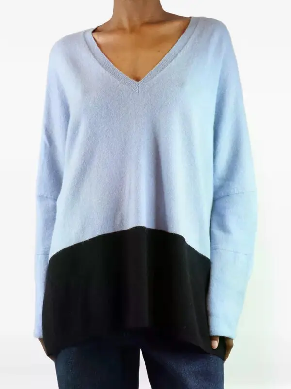 Amanda Wakeley Two-tone V-neck Sweater